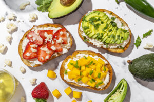 Ricotta Batida sobre Tostada Cubana | Savor Recipes